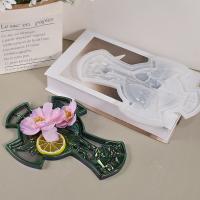 China DIY Resin Plaster Angel Mike Statue Hanging Cross Storage Plate Silicone Mold for sale