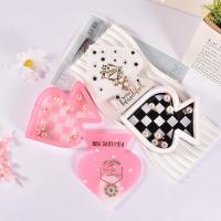 China DIY Silicone Spade A Storage Box Mold Spade Heart Chessboard Pattern Heart Jewelry Storage Grinding Tool for sale