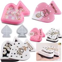 China DIY Silicone Spade A Storage Box Mold Spade Heart Chessboard Pattern Heart Jewelry Storage Grinding Tool for sale