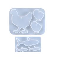 China DIY Crystal Resin Mold Trio Of Small Chicks And Fish Pendant Hanging Ornaments Silicone Molds Wholesale In Stock for sale