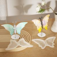 China Crystal Dropper Resin Butterfly Wing Decoration DIY Aromatherapy Gypsum Decoration Pendant Silicone Mold for sale