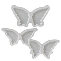 China Crystal Dropper Resin Butterfly Wing Decoration DIY Aromatherapy Gypsum Decoration Pendant Silicone Mold for sale