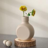 China DIY Resin Drip Glue Drift Bottle Vase Flower Ware Silicone Mold Aromatherapy Gypsum Candle Holder Ornament Grinder for sale