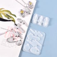 China DIY Crystal Dropping Pendant Mold Astronaut Lightning Key Pendant Jewelry Silicone Mold for sale