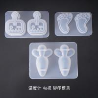 China DIY Crystal Dropper Mold Thermometer Footprints Carrot Creative Cute Ornament Silicone Mold for sale