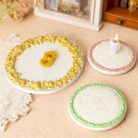 China Circular Relief Lace Tray Ornament Base Silicone Mold DIY Lace Photo Frame Pendant Dropper Mold for sale