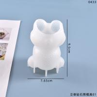 China DIY Crystal Dropping Gel Diamond Bear Mold Cute 3D Diamond Bear Cartoon Gypsum Silicone Mold for sale