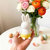 China Cute Easter Broken Eggshell Rabbit Mold Sitting Rabbit Aromatherapy Gypsum Expanded Stone Candle Silicone Mold for sale