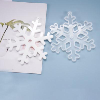 China DIY Crystal Drop Glue Snowflake Pendant Mold Snowflake Hanging Christmas Hanging Piece Decorative Silicone Mold for sale
