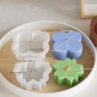 China DIY Crystal Dropper Resin Gypsum Four Leaf Clover Five Leaf Petal Flower Candle Ornament Silicone Mold for sale