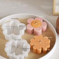 China DIY Crystal Dropper Resin Gypsum Four Leaf Clover Five Leaf Petal Flower Candle Ornament Silicone Mold for sale