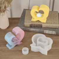 China DIY Aromatherapy Gypsum Cement Love Candlestick Base Jewelry Heart Shaped Candle Stand Decoration Silicone Mold for sale