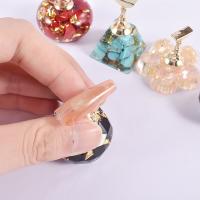 China DIY Drip Glue Nail Practice Stand Round Cut Flower Geometric Trapezoidal Nail Base Silicone Mold for sale