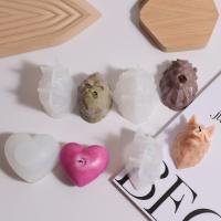 China DIY Cut Lion Wolf Head Chimpanzee Love Candle Ornament Aromatherapy Gypsum Silicone Mold Wholesale for sale