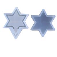 China DIY Resin Silicone Molds - Multiple Designs: Star, Round, Daisies, And Four-Leaf Clovers for sale