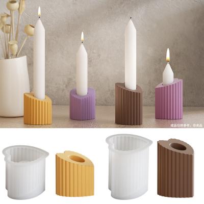 China DIY Crystal Drip Glue Striped Heart-shaped Pen Holder Film Aromatherapy Gypsum Candle Stand Base Silicone Mold for sale