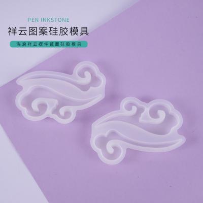 China DIY Crystal Dropping Glue Mold, Xiangyun Wave Mirror, Chinese Style, Chinese Style Hanging Decoration Decoration, Silicone Mold for sale