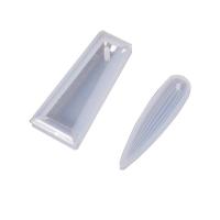 China DIY Crystal Dropping Gel Mold, Leaf Pendant Mold, Trapezoidal Pendant Earrings, Silicone Mold for sale
