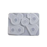China Love Circle Diamond Bear Head Geometric Flowing Sand Pendant Silicone Mold DIY Crystal Drip Glue Keychain for sale