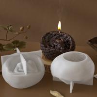 China Aromatherapy Gypsum Dinosaur Egg Baby Candle Silicone Mold DIY Cracked Shell Dinosaur Cub Candle Mold for sale