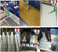 China Gear Pump or D H Patented Plunger Pump Automatic Glue Dispenser for LED Manufacturing for sale