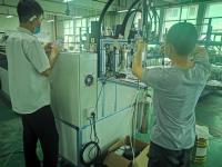 China Vertical Installation PU Ab Resin Mixing Dispensing Machine with Semiautomatic Grade for sale