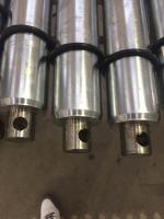 China 40CR Length Between 3 To 5 Meters  Ra0.2-0.4 Chrome Piston Rod Automotive Industry for sale