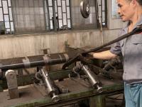 China HRC 55-63 Hardened Chrome Piston Rod with Ra 0.2-0.4 Surface Roughness and ISO f7 Diameter Tolerance for sale