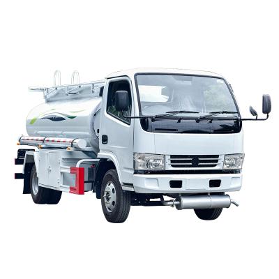 China Custom Small Size 3000L Fuel Oil Tanker Truck Mobile Storage Vehicle Oil Refueling Solution for sale