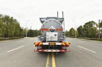 China 8x4 4x2 6x4 Gasoline Chemical Liquid Water Milk Fuel Oil Tanker Truck Delivery Transport for sale