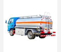 China Right Drive Heavy Duty 4x2 Carbon Steel Fuel Oil Tanker Truck Refueling 5-10T Capacity for sale
