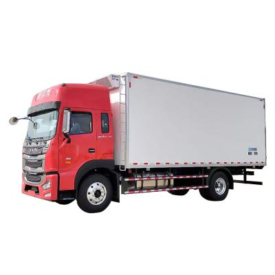 China Manual Transmission 6.8 Refrigerated Truck Your Ultimate Choice for Seafood and Ice Cream Delivery for sale
