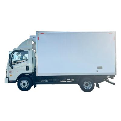 China 4x2 Refrigerated Cooling Refrigerator Van with Maximum Torque Nm 500-1000Nm and Dimensions L x W x H mm 5995*2450*23265 for sale