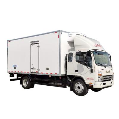 China High Capacity Refrigerated Truck Gross Vehicle Weight ≤5T for 6 Tons of Goods Vegetables Fruits Seafood and Frozen Trucks for sale