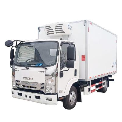 China Temperature-Controlled Transport 4L Engine Capacity Qingling Isuzu 6-ton Refrigerated Truck Vegetable Fresh-keeping Truck for sale