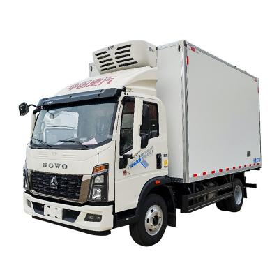 China Howo 4x2 Refrigerated Truck for Frozen and Freshly Preserved Vegetables -20°C Temperature Range ≤5T Gross Vehicle Weight for sale