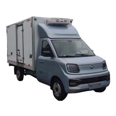 China Small Freezer Refrigerated Box Truck With Side Door Euro 4 Emission Standard for sale