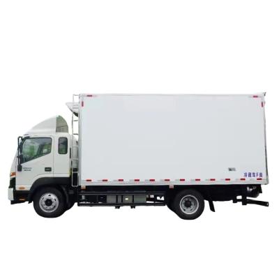 China 5 Ton JAC 4x2 Refrigerated Van Freezer Box Truck  in Chile 4L Engine Capacity for sale