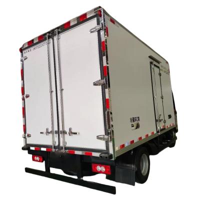 China 2 Axle 6 Wheels 4x2 Foton Cooling Van Freezer Trucks Refrigerator Box Truck Euro 4 Emission Standard Maximum Torque Nm ≤500Nm for sale