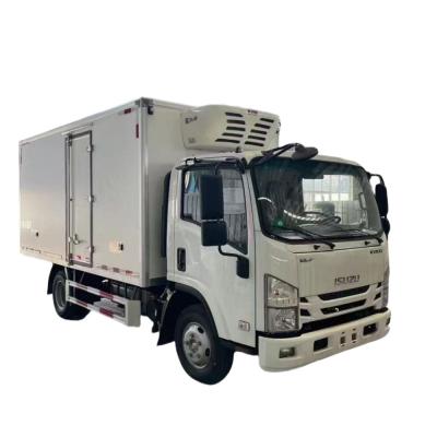 China Japanese 1SUZU KV100 Loading 3 Tons Fiberglass Freezer Commercial Refrigerator Van Truck for sale