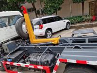 China Pure Electric Hook-Arm Lifting Garbage Truck A Top-Notch Waste Management Solution for sale