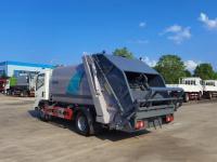China Manual Transmission Sinotruk Howo Garbage Truck Post-loading Truck with Weichai 140 HP Compression Euro 4 for sale