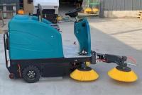 China Pure Electric Ride On Sanitation Cleaning Truck Mini Shop Floor / Outdoor Road Sweeper Customized for sale