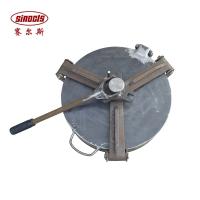 China Powder Tank Truck Outer Three Claw Manhole Cover Designed for Durability and Efficiency for sale