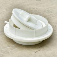 China Chemical Tank Truck Full Plastic Manhole Cover with -40°- 70° Design Temperature for sale