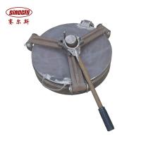 China Modified Rubber/Nitrile Rubber Seal Material Carbon Steel Three-claw Manhole Cover for Powder Material Transport Tank for sale
