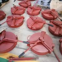 China Modified Rubber/Nitrile Rubber Seal Material Carbon Steel Three-claw Manhole Cover for Powder Material Transport Tank for sale