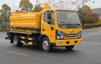China 11200 Gross Vehicle Weight Sewage Treatment Dongfeng 4 * 2 Sewage Suction Truck with Built-in Clean Water Tank for sale