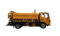 China Manual Transmission Type Septic Suction Truck 4x2 Dirt Suction Truck for sale