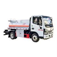China Compact Diesel Oil Transport Truck With Euro 6 Emission Standard for sale